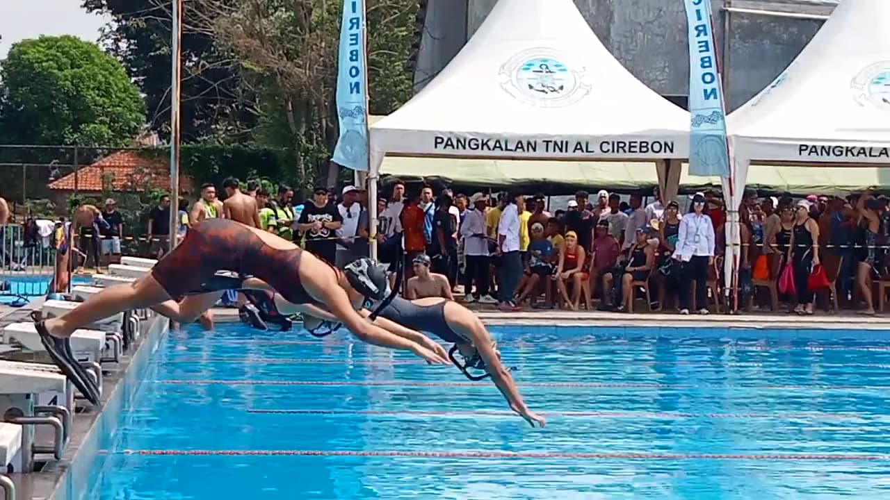 Ratusan Atlet Renang Dari Penjuru Indonesia Hadir Dalam Kejurnas Finswimming 2025 di Kota Cirebon