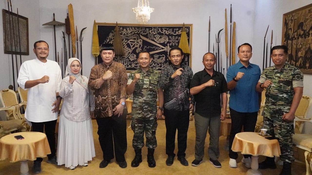 Pererat Komunikasi, Korem 063 SGJ Silaturahmi ke keraton-keraton di Cirebon